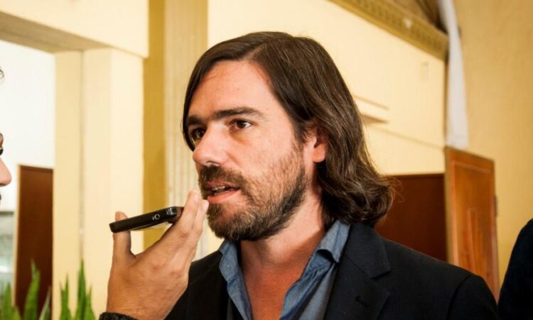 National Congress. Del Caño pointed out against “the government of the ...