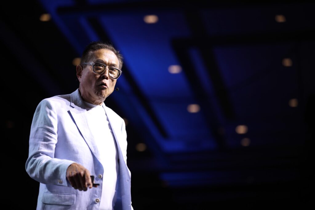 Robert Kiyosaki: ‘Huge economic crash is about to begin’